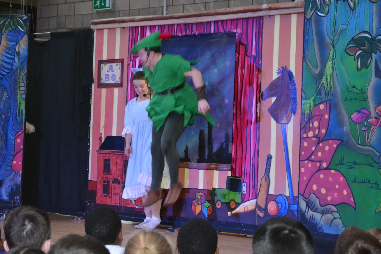 Putnoe Primary School - December 2018: Pantomime