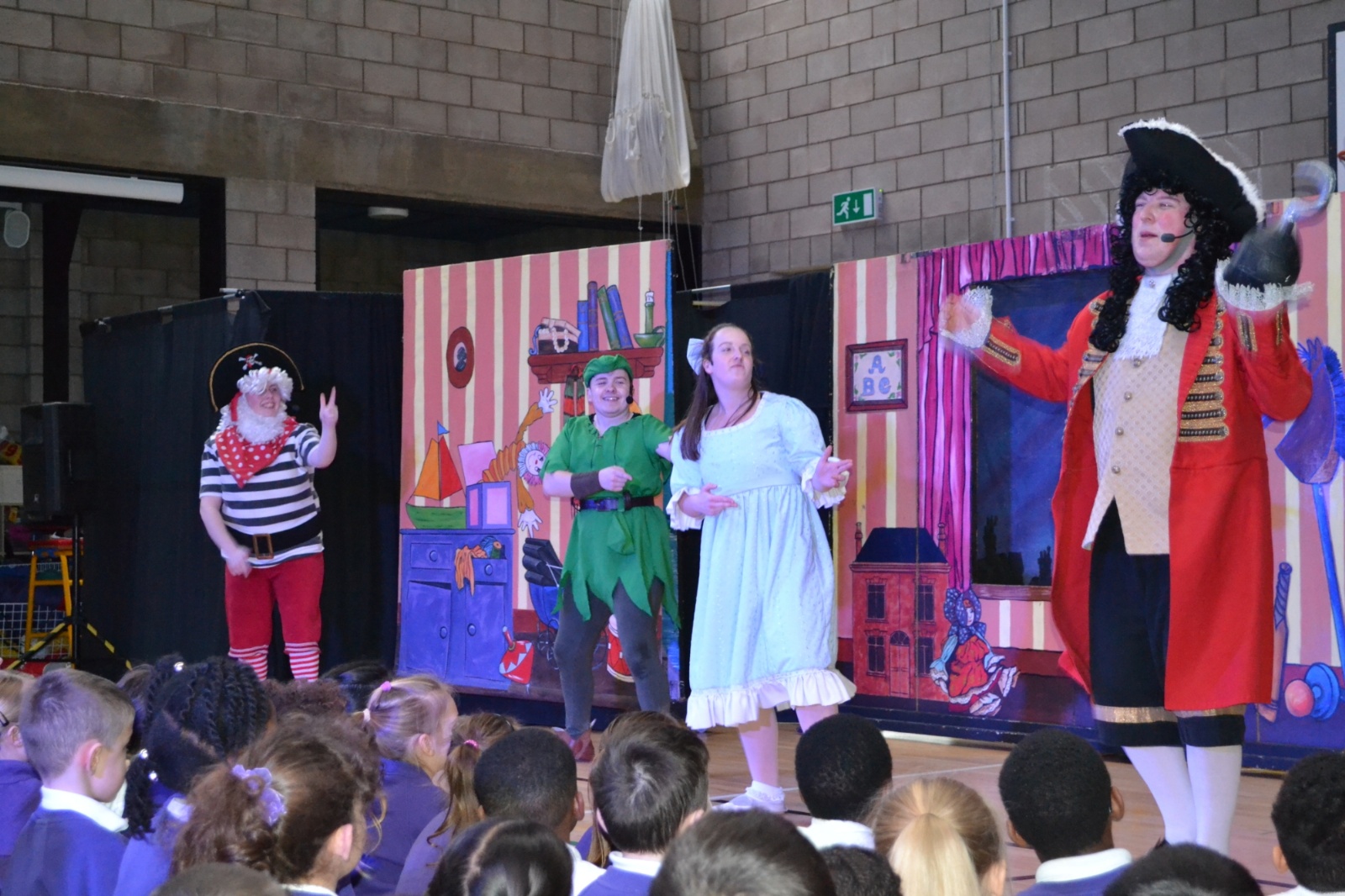 Putnoe Primary School - December 2018: Pantomime
